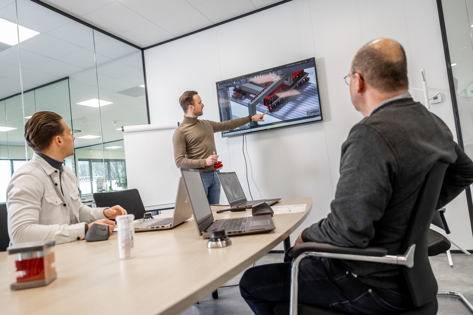 Barth Industrial is de inventieve partner die ontzorgt bij automatiseringsvraagstukken.